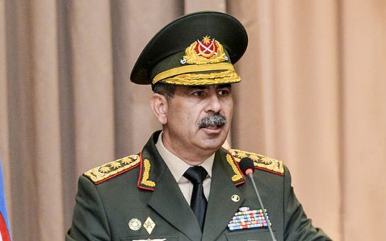 Nazir akademik təhsili olmayanı general rütbəsinə təqdim edib?