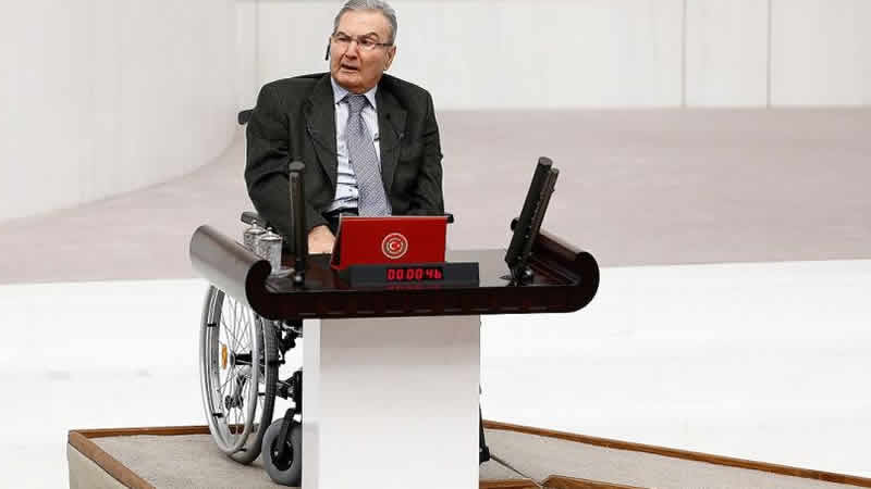 Dəniz Baykal vəfat edib